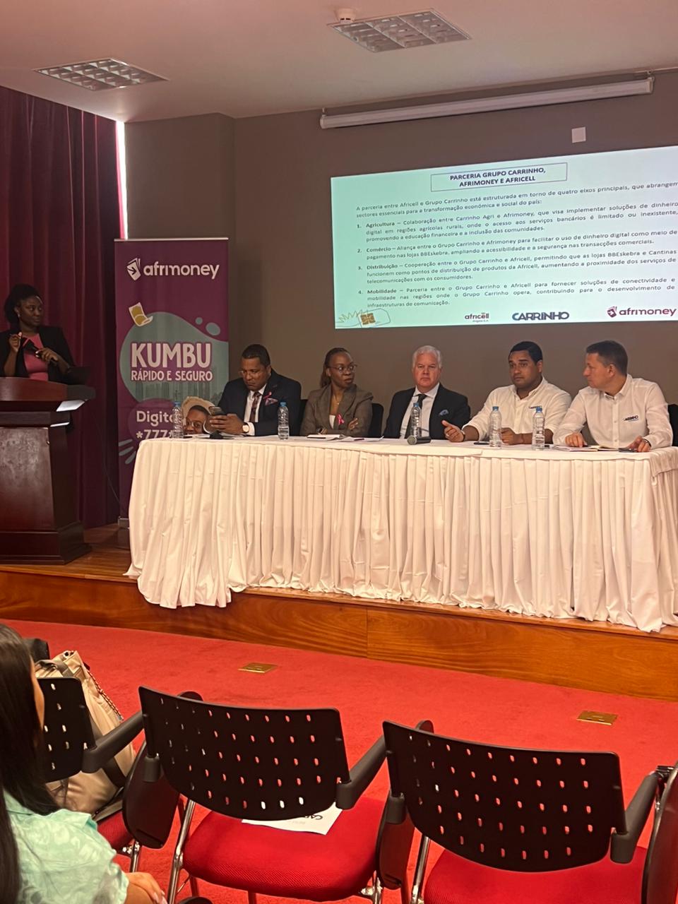 Africell e Grupo Carrinho anunciam parceria